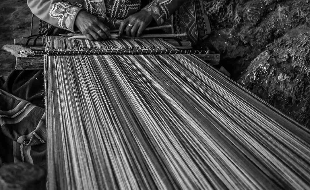 The Thread Makes a Blanket - Horizongate
